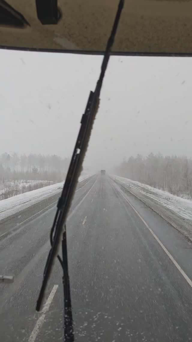 Весна радует снежком 😁