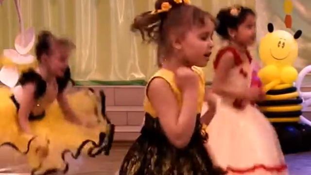 Выпускной в стиле ПчелиВуд Калейдоскоп