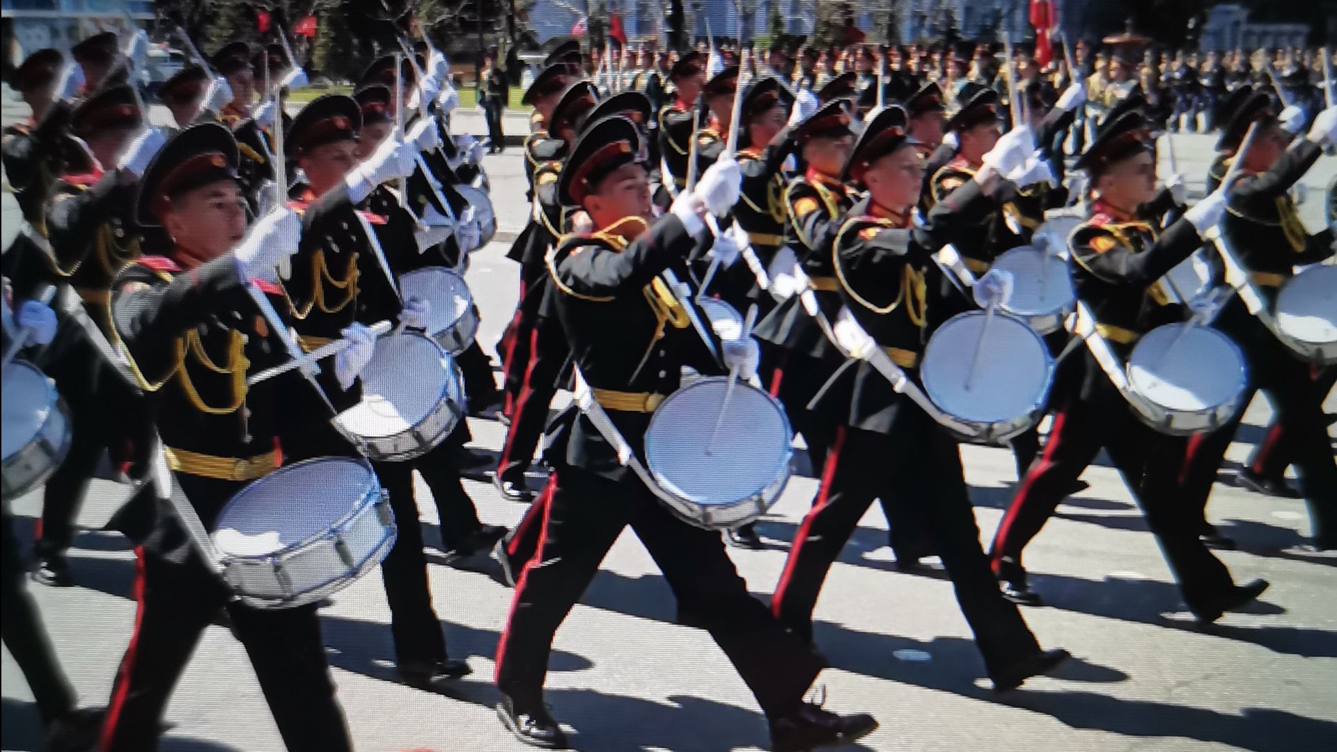 Походный марш