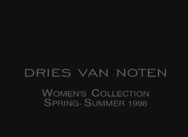 Показ женской коллекции Dries Van Noten весна-лето 1998