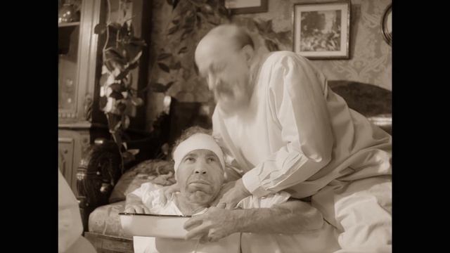 Дайте ему селёдки! Фрагменты из фильма ″Собачье сердце″. 1988 г.