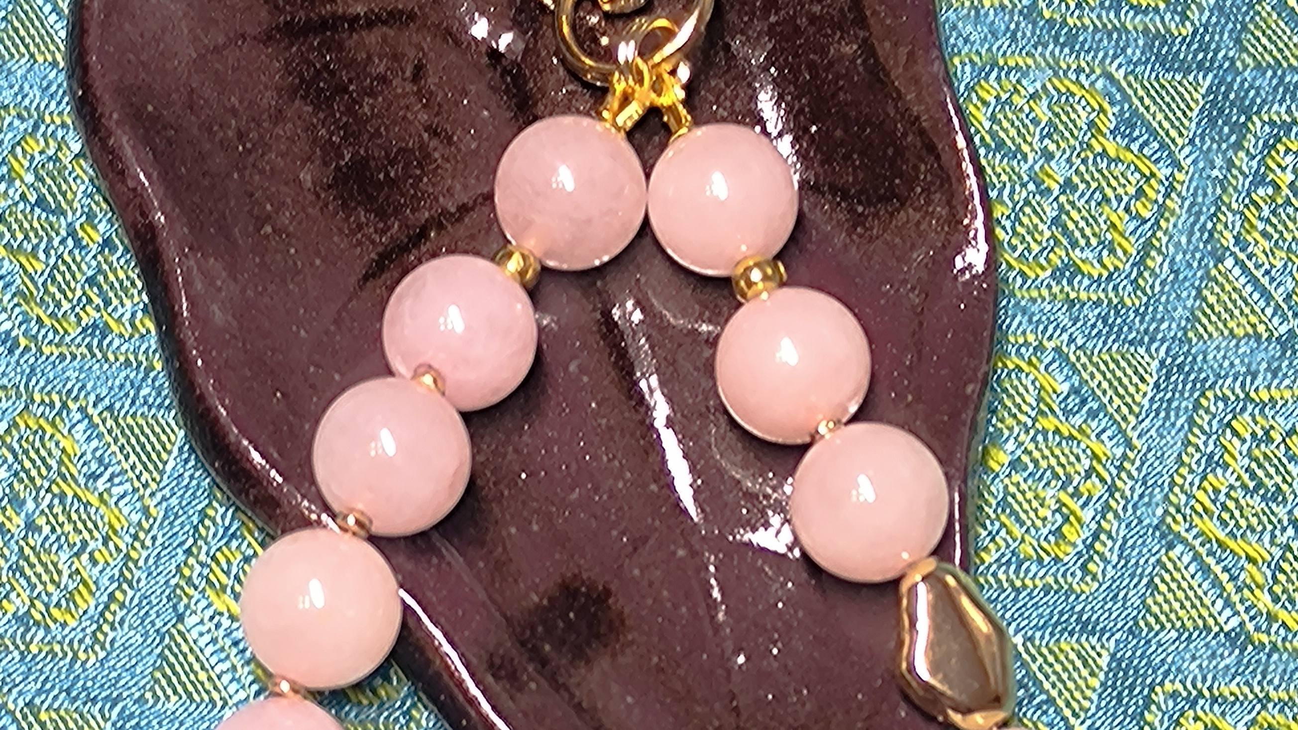 Подвес из натурального розового кварца