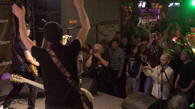 Концерт в клубе