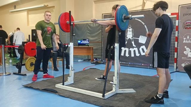 Присед. 1 группа 1 потока - Кубок Псковской митрополии по пауэрлифтингу 28 марта 2026.