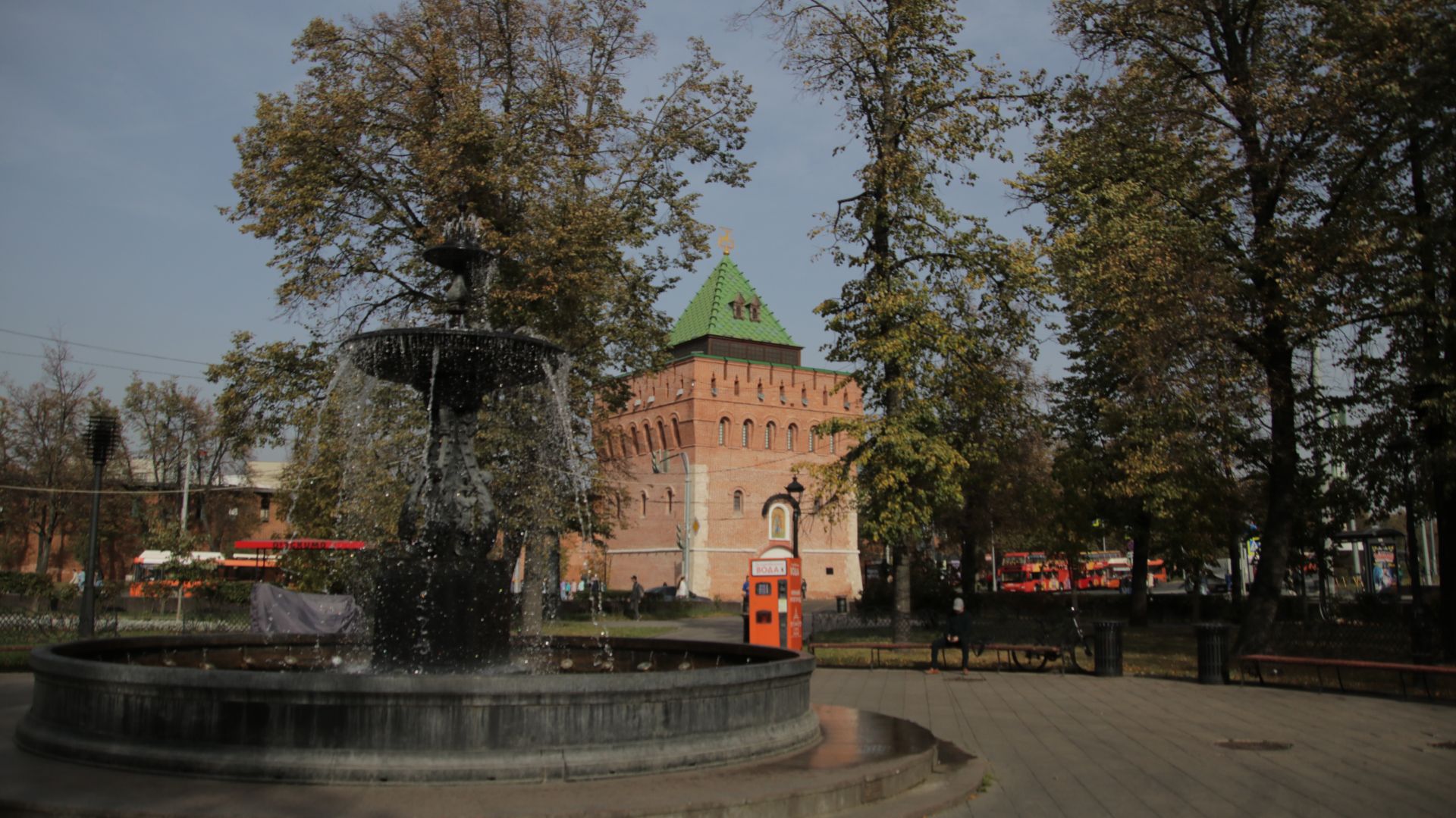 Открытие сезона фонтанов на пл. Минина и Пожарского (АРХИВ)