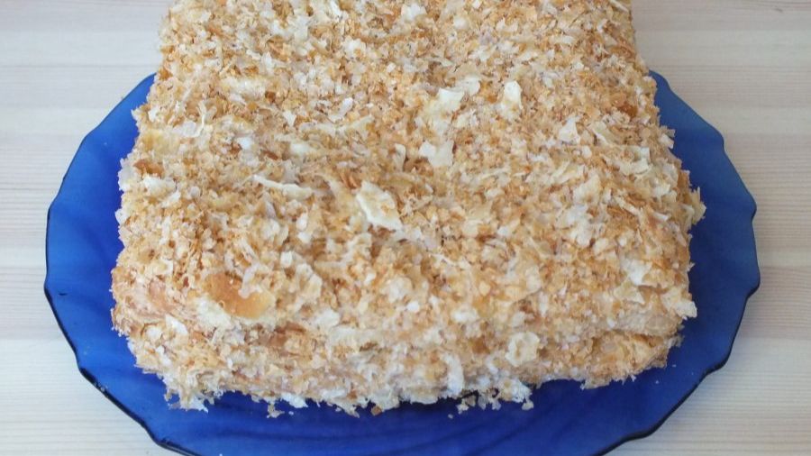 Ленивый торт"Наполеон" из слоёного теста.