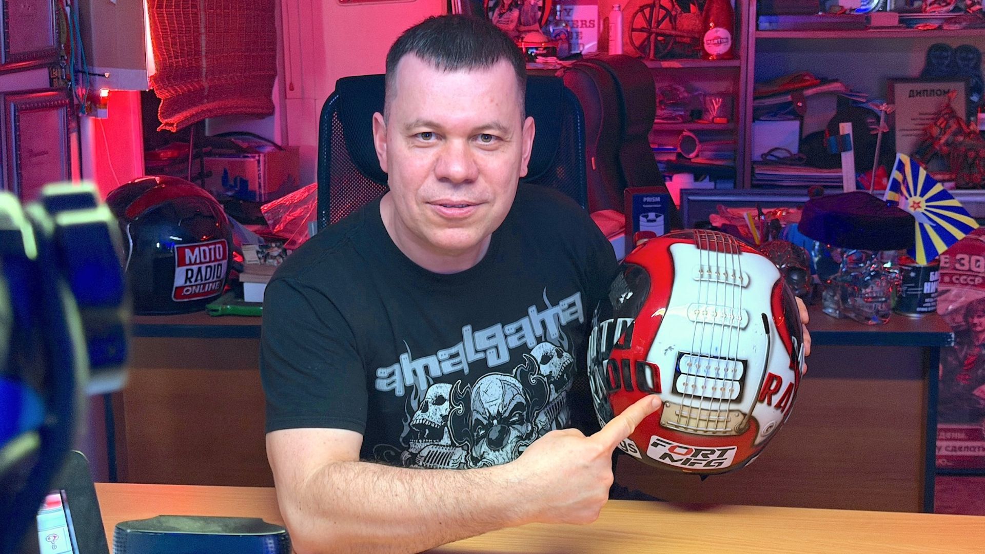 Влад Ивойлов (рок-группа AMALGAMA) в гостях у МОТОРАДИО.