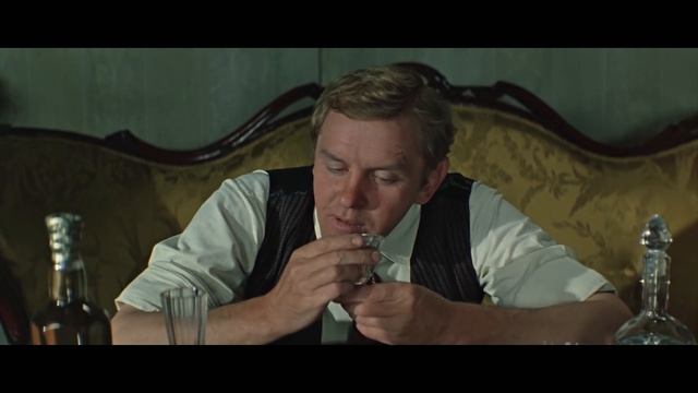 Клифт полосатый, с бубновым тузом на спине! Фрагменты из фильма "Трактир на Пятницкой". 1977 г.