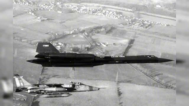 Самолёт, который слышали на земле, но не видели в небе. SR-71 набирал скорость быстрее пули.