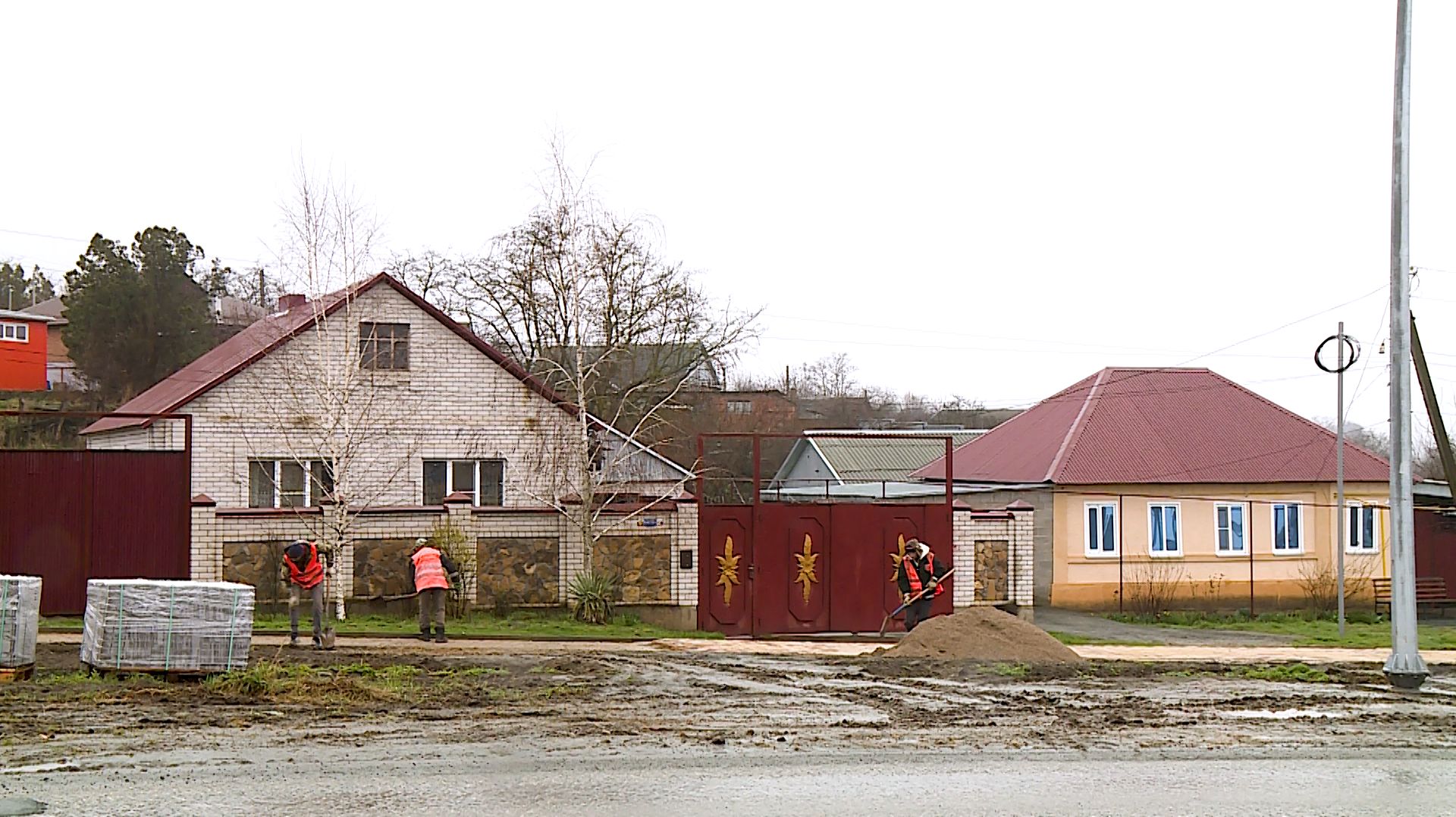 В Александровском округе проходят работы по благоустройству