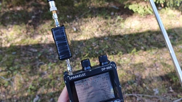 93.9 v Radio Rodina FM (Kondratyevo/Mozhzhevelnikovo)(Leningrad region)~117km 246° 0.32 kW (ERP)