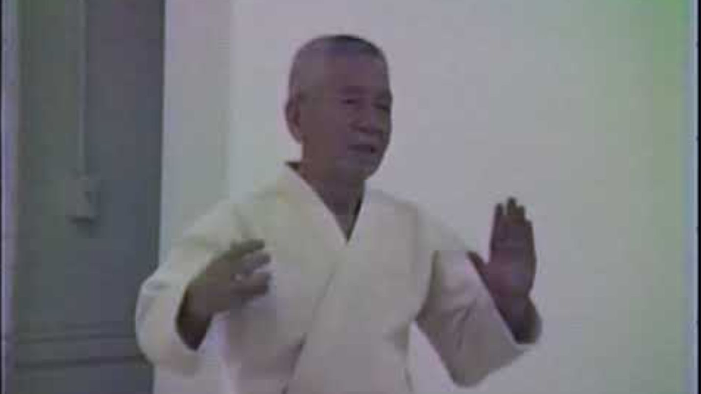 Кисабуро Осава и сам Дошу Уэсиба. Неотредактированное видео занятия в Хонбу Додзё