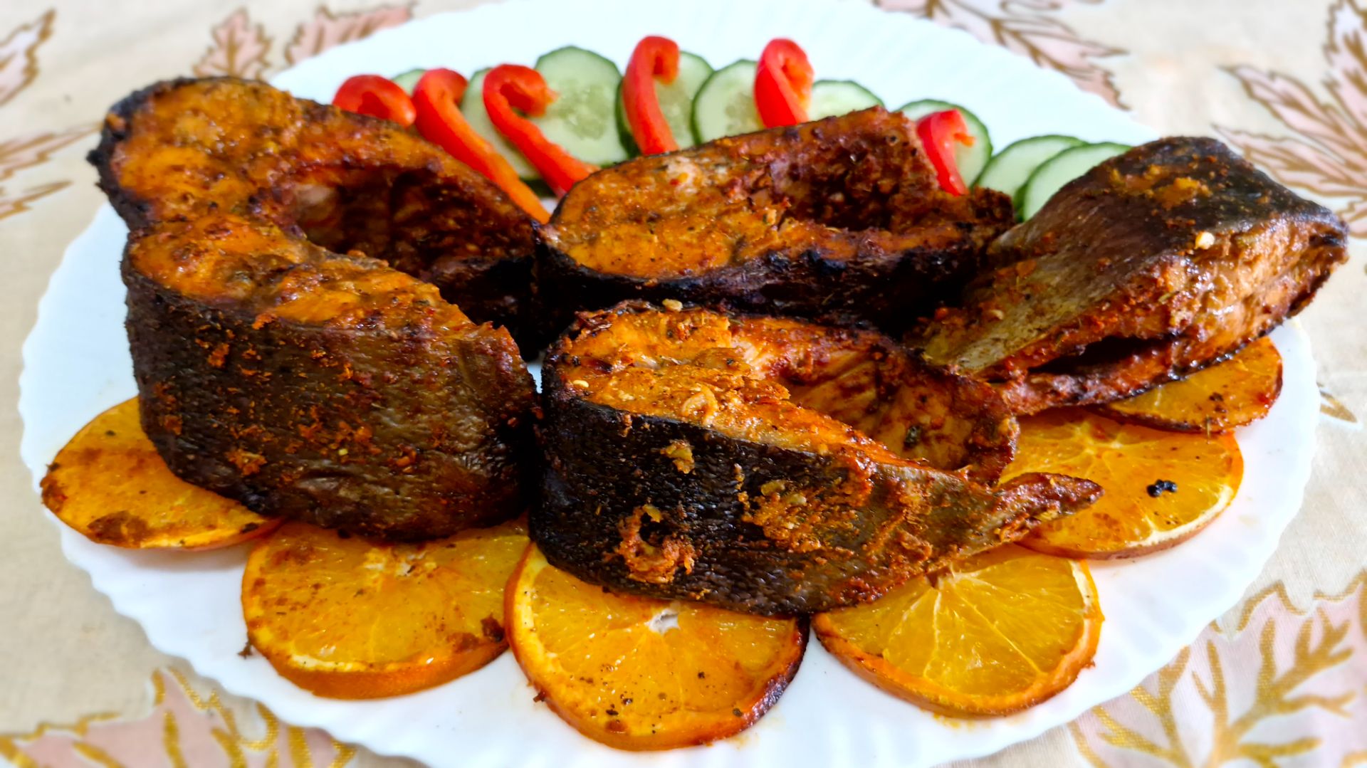 Форель, приготовленная в тандыре.