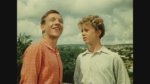 Уедешь в город, а там рестораны! Фрагменты из фильма "Ход конём". 1962 г.