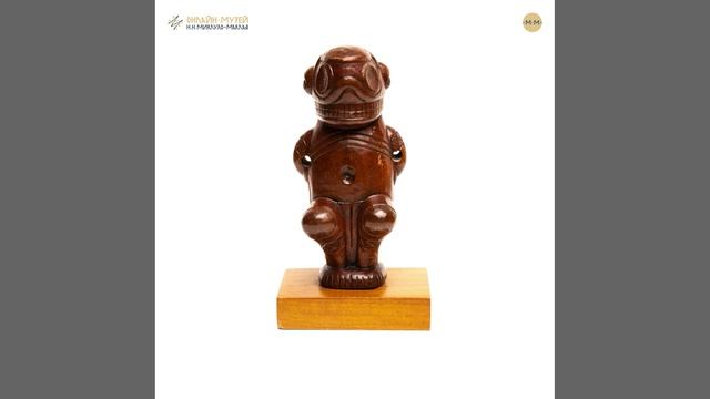 Фигурка прародительницы народа таино (Куба)