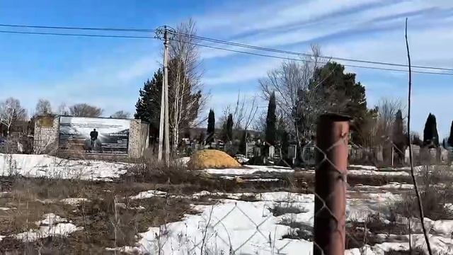 ❗️Это пипец! Свалка на кладбище❗️  У территории Мусульманского кладбища образовалась свалка из строи