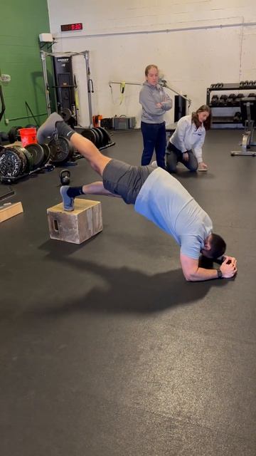 Plank SL BW Hip Flexion | Планк с разгибанием бедра на 1 ноге