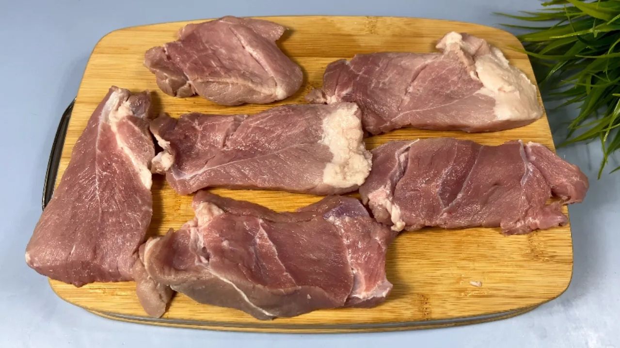 Картофель и мясо! Все кто ПРОБОВАЛ это блюдо, сразу ПРОСИЛИ добавки!