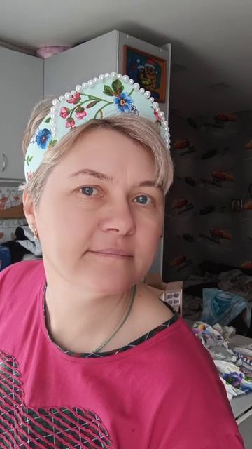 Кокошник ручной работы