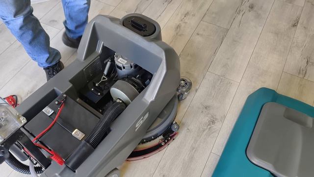 Обзор поломоечной машины Wellland S3