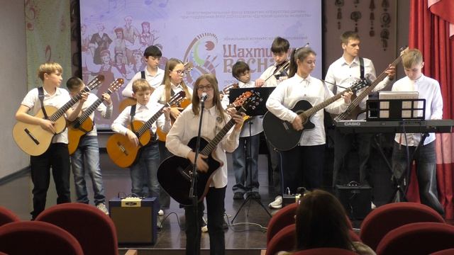 ВИА "Авангард" солистка Радышевская  Алиса