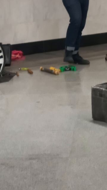 Фрикинг Аут в Московском метро