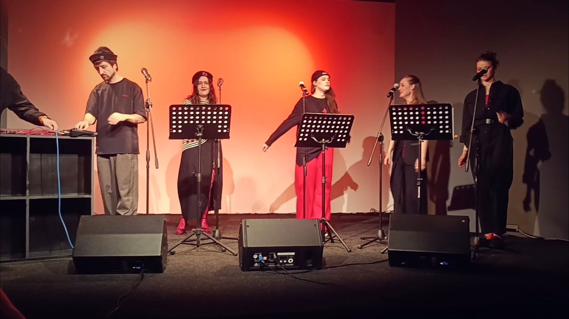 ГРУВ ПРЕДКОВ - Ансамбль КОМОНЬ и Пётр Пахомов (4)