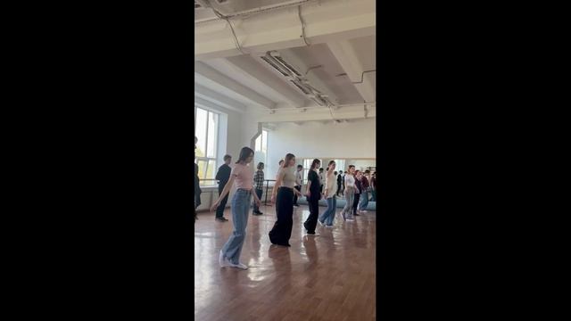 зАЛ  ПОКЛОН