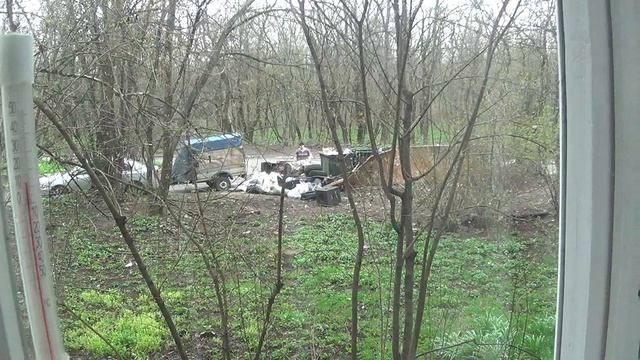 31 марта 2026 года - 8 -40  мусорка, как обычно, полным-полна мусора и разного хлама