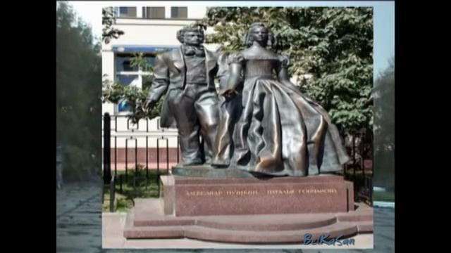 Книга смоленского поэта-песенника Алексея Сильнова.