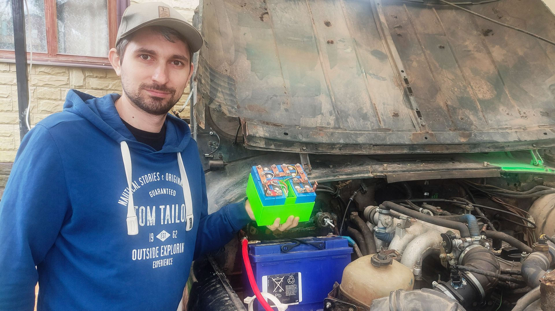 Поставил литиевый аккумулятор в машину (LiFePo4). Что получилось? И как заводится?