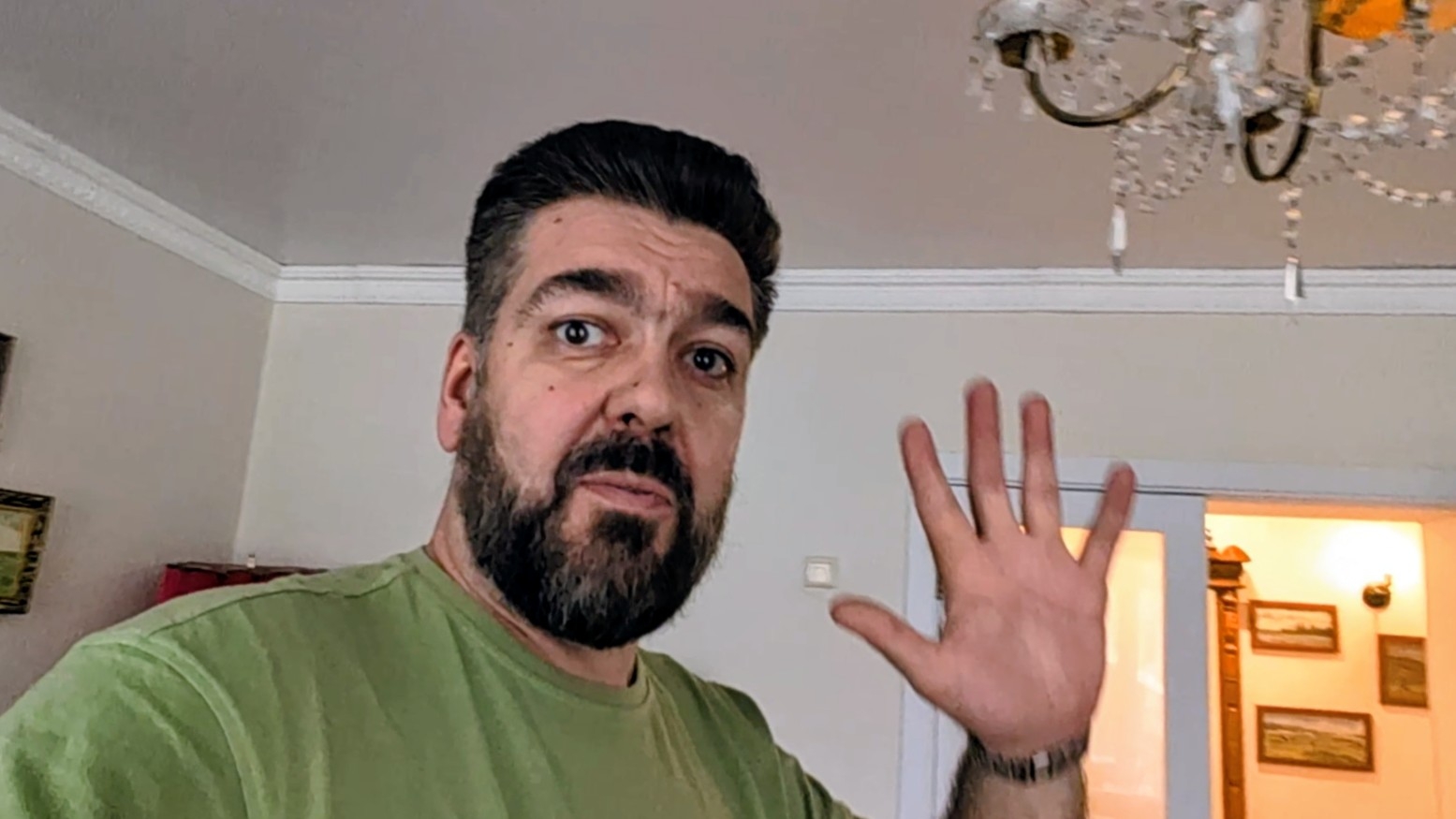 Съездили в Новошахтинск. Сняли квартиру в центре за 4300 рублей. Влог из Ростова-на-Дону