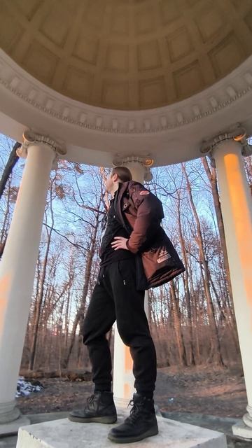 Ротонда в парке усадьбы Братцево