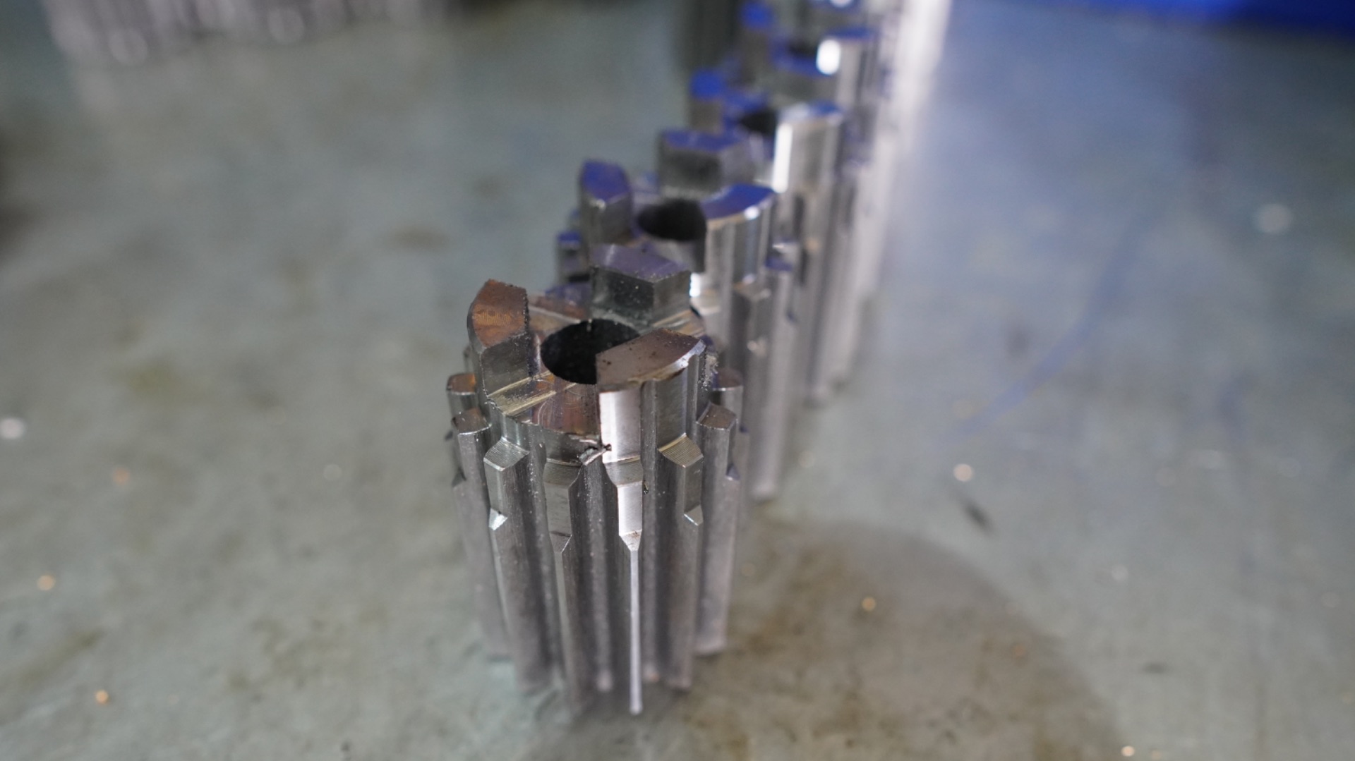 Фрезеровка кулачков на токарном ЧПУ.