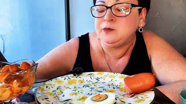 Перед походом в магазин надобно ПЕРЕКУСИТЬ/Очень маленький перекус/мукбанг