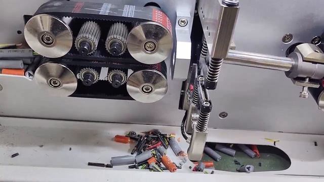 Станок для резки и зачистки многожильных проводов EW-05F+