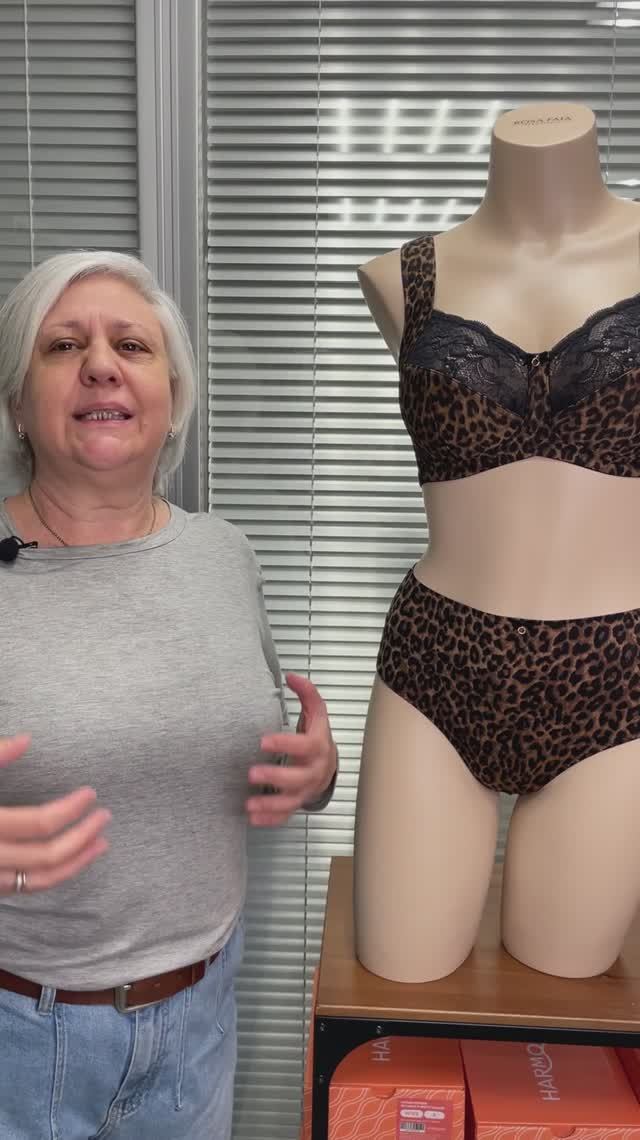 Liz 5213.781 by Rosa Faia