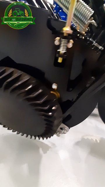 Пневматические сеялка "Быстрица 7,2ПМ4" от завода "Радиозавод"