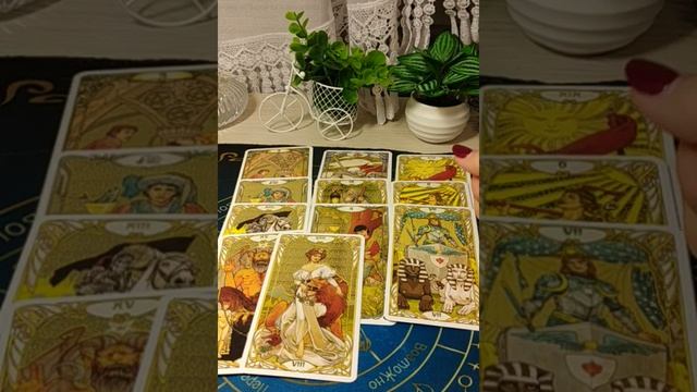 ИМИДЖ. СТОИТ ЛИ ЕГО МЕНЯТЬ? #гаданиетаро