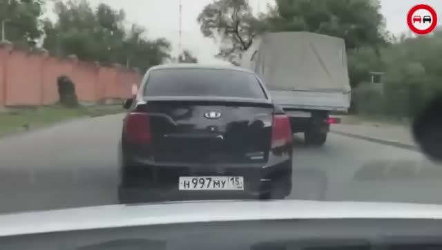 Захватывающие Полицейские Погони за Преступниками с Печальными Последствиями.