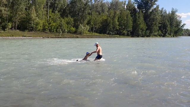 20220625 Водный атракцион на реке Катунь