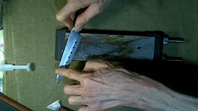 Заточка ножа песчаником и яшмой - быстро и качественно