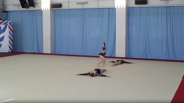 Спортивная акробатика.Великолепное выступление спортсменов(23)