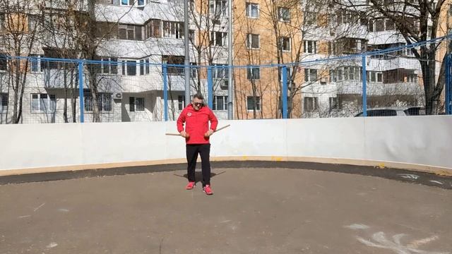 Упражнения с деревянным колокольчиком для фитнеса (17)