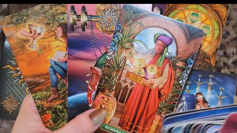 ТАРО РАСКЛАД/ ВЫЙДЕТ ЛИ ОН НА СВЯЗЬ В БЛИЖАЙШЕЕ БУДУЩЕЕ ⁉️