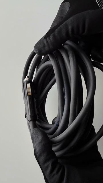 Штекер в прикуриватель на кабеле 5 метров с предохранителем и индикатором