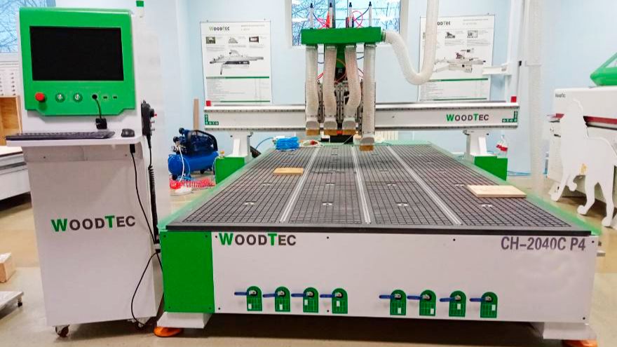 Фрезерно-гравировальный станок с ЧПУ WoodTec H-2040C P4