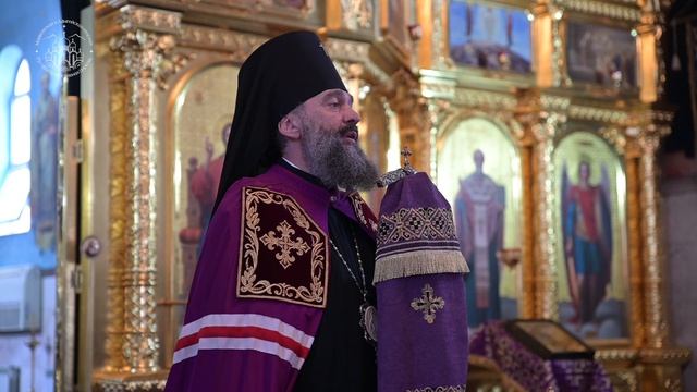Архиерейское богослужение в Неделю пятую Великого поста