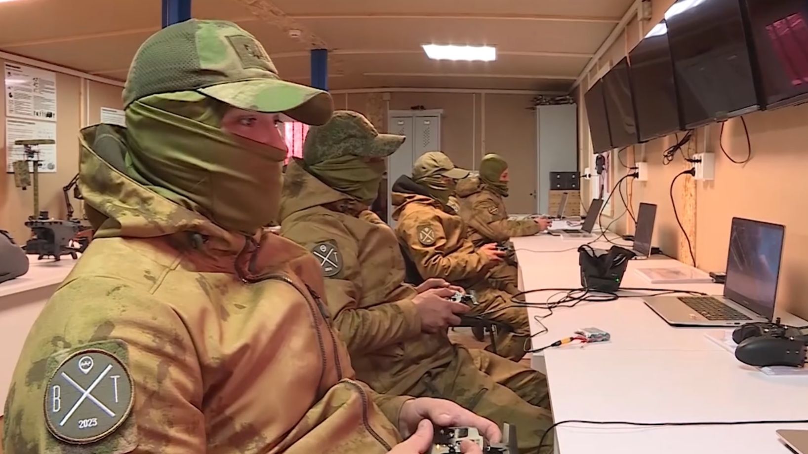 Пилотһыҙ осоу системалары ғәскәрҙәренә йәштәр әүҙем яҙыла башлаған