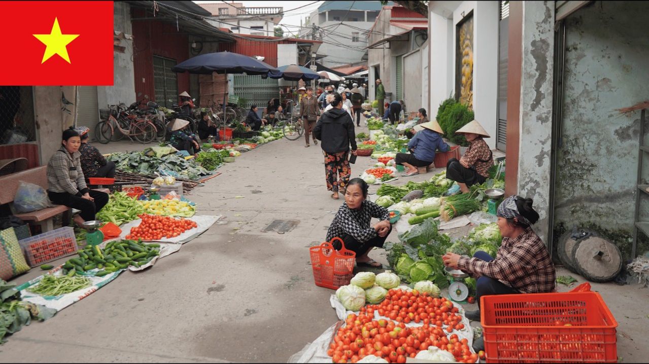 Реальная жизнь на Вьетнамском рынке ｜ Утро на тихом горном рынке в Бакнинь.